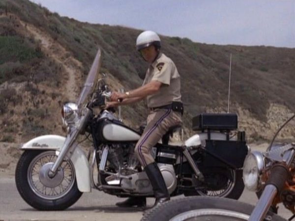 Alexander Souri on the Royal Enfield Desert Relief Ride – Adventure 52