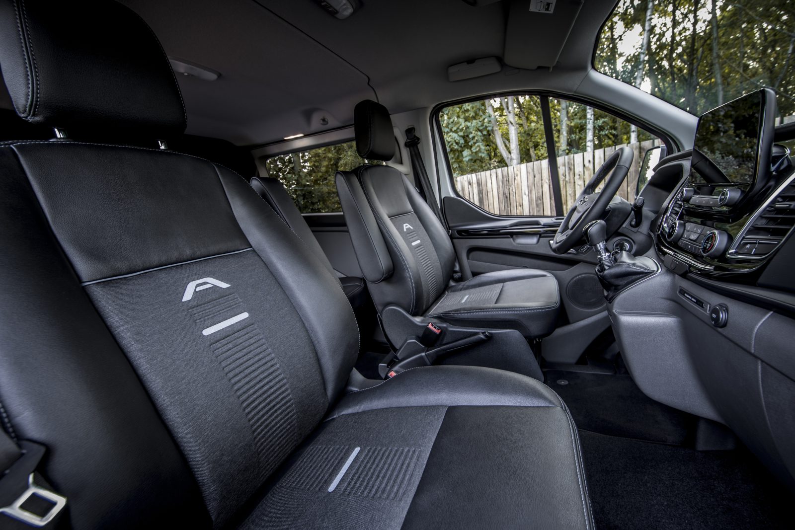 New Transit Custom Active paves the way for van life – Adventure 52