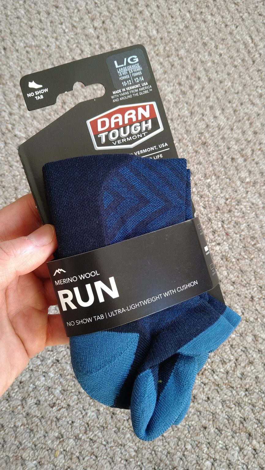 We've worn Darn Tough socks and here's what we think – Adventure 52