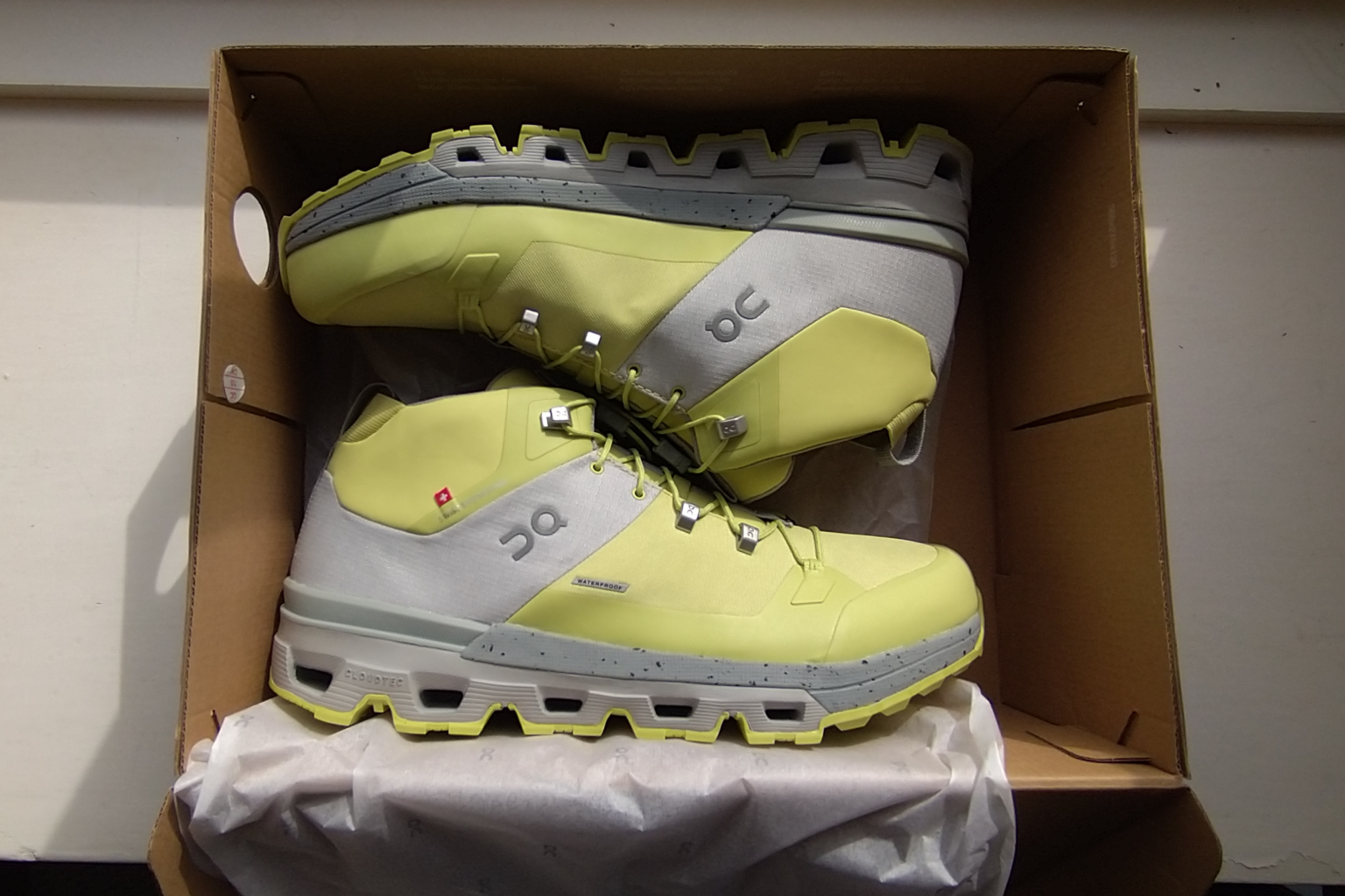 On Cloudtrax waterproof hiking boots review – Adventure 52